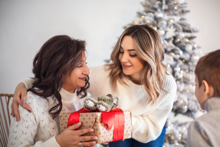 10 Creative Ways to Celebrate Christmas with Your Exchange Student